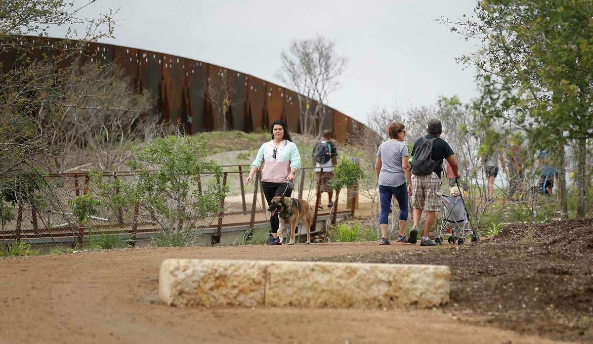 ‘Where’s the bridge?’ — Five months after opening, Hardberger Park Land ...