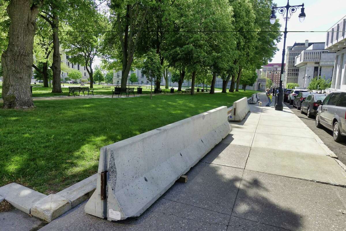 Barricades removed from State Street, fencing removed from West Capitol ...