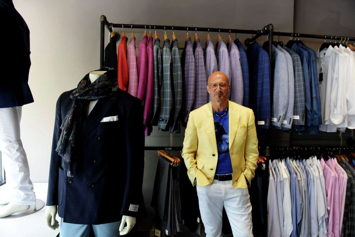 Albany legend, Amore Clothing, closes its doors
