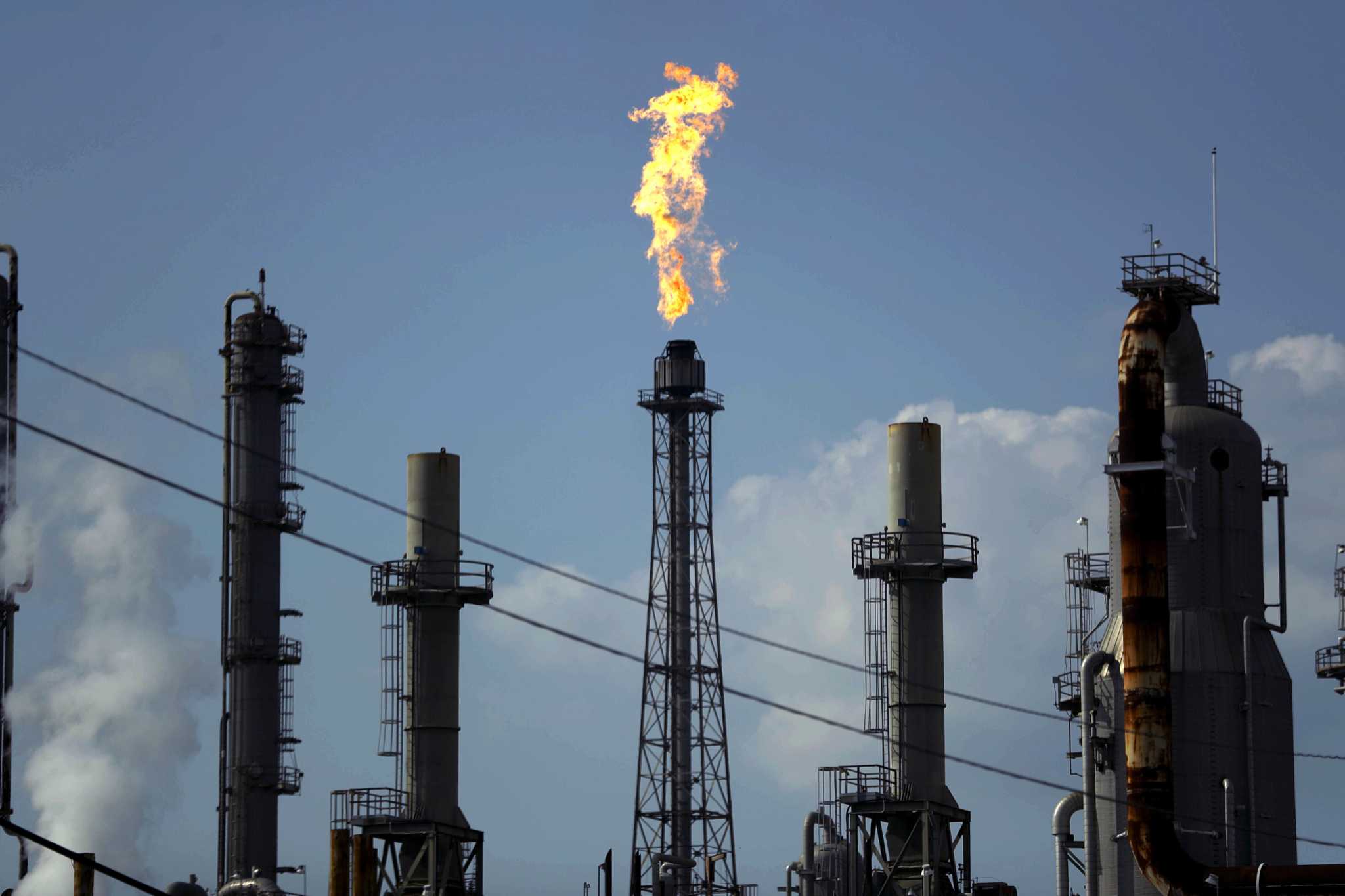 Shell Oil sells Alabama refinery to Vertex for $75 million