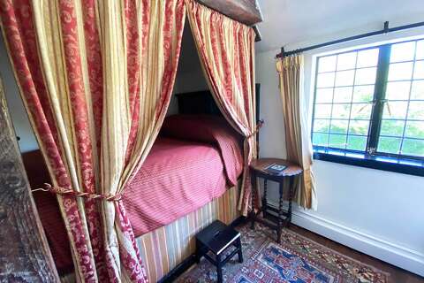 Priest holes and pirate ships: The secrets of Muir Beach's Pelican Inn