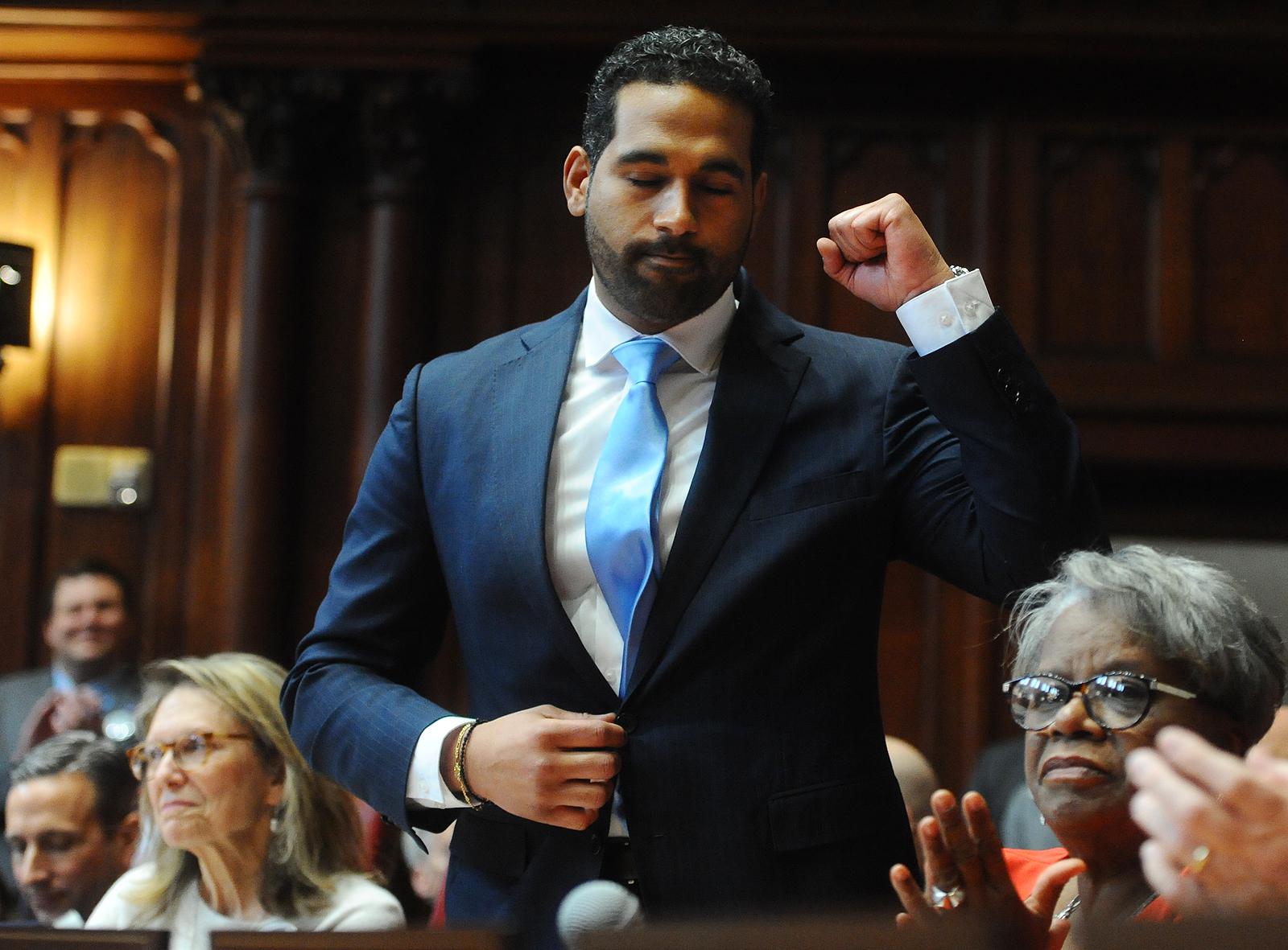 Facing federal charges, CT Sen. Dennis Bradley also still under ...