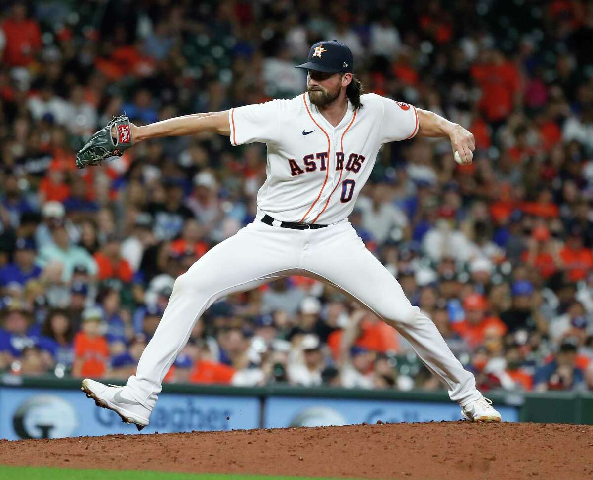 Astros' Kent Emanuel departs quickly with 'elbow discomfort'