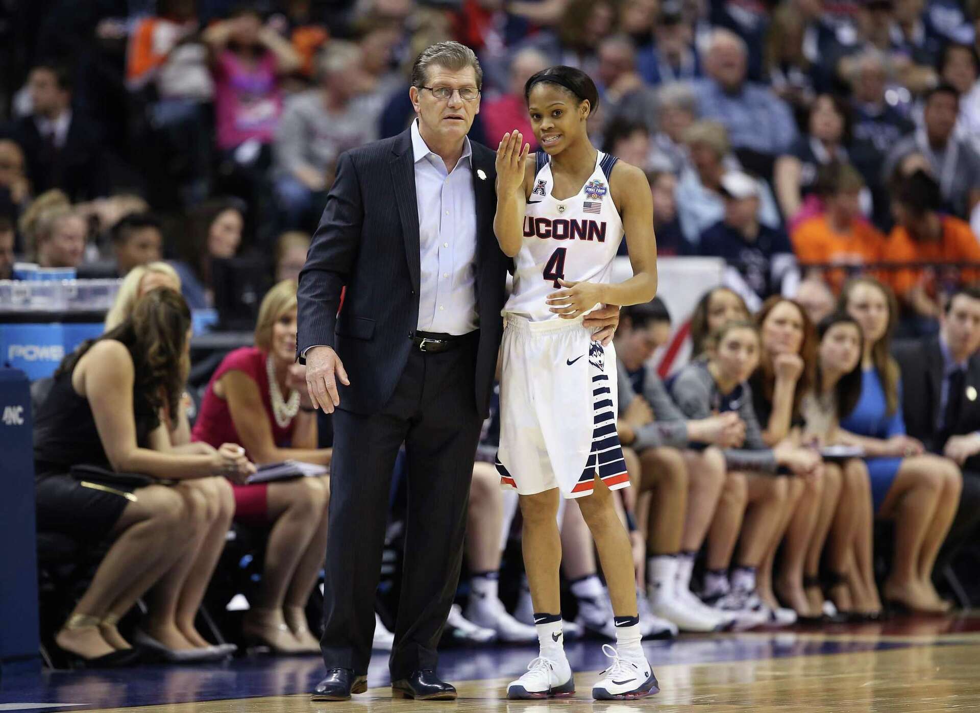What UConn women's basketball players say about Geno Auriemma's impact