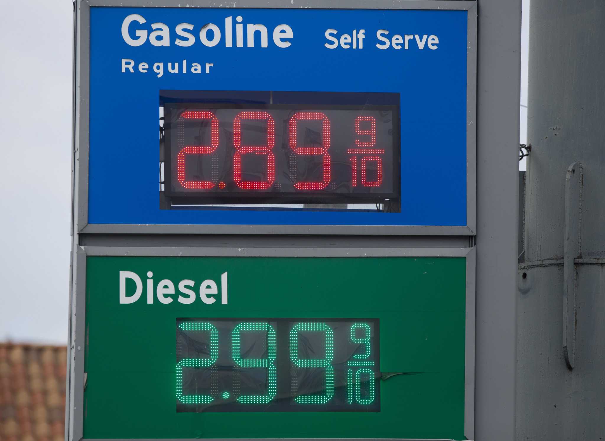Gasoline prices likely to hold steady through July 4