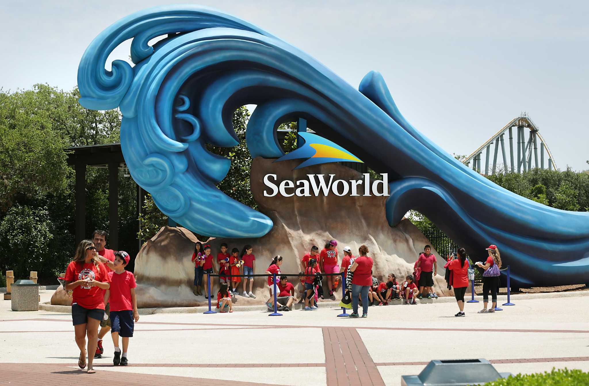 Free SeaWorld San Antonio tickets for veterans, their families