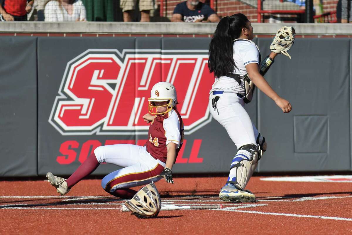 Reyes, Ludlowe rally to top St. Joseph for first FCIAC softball crown