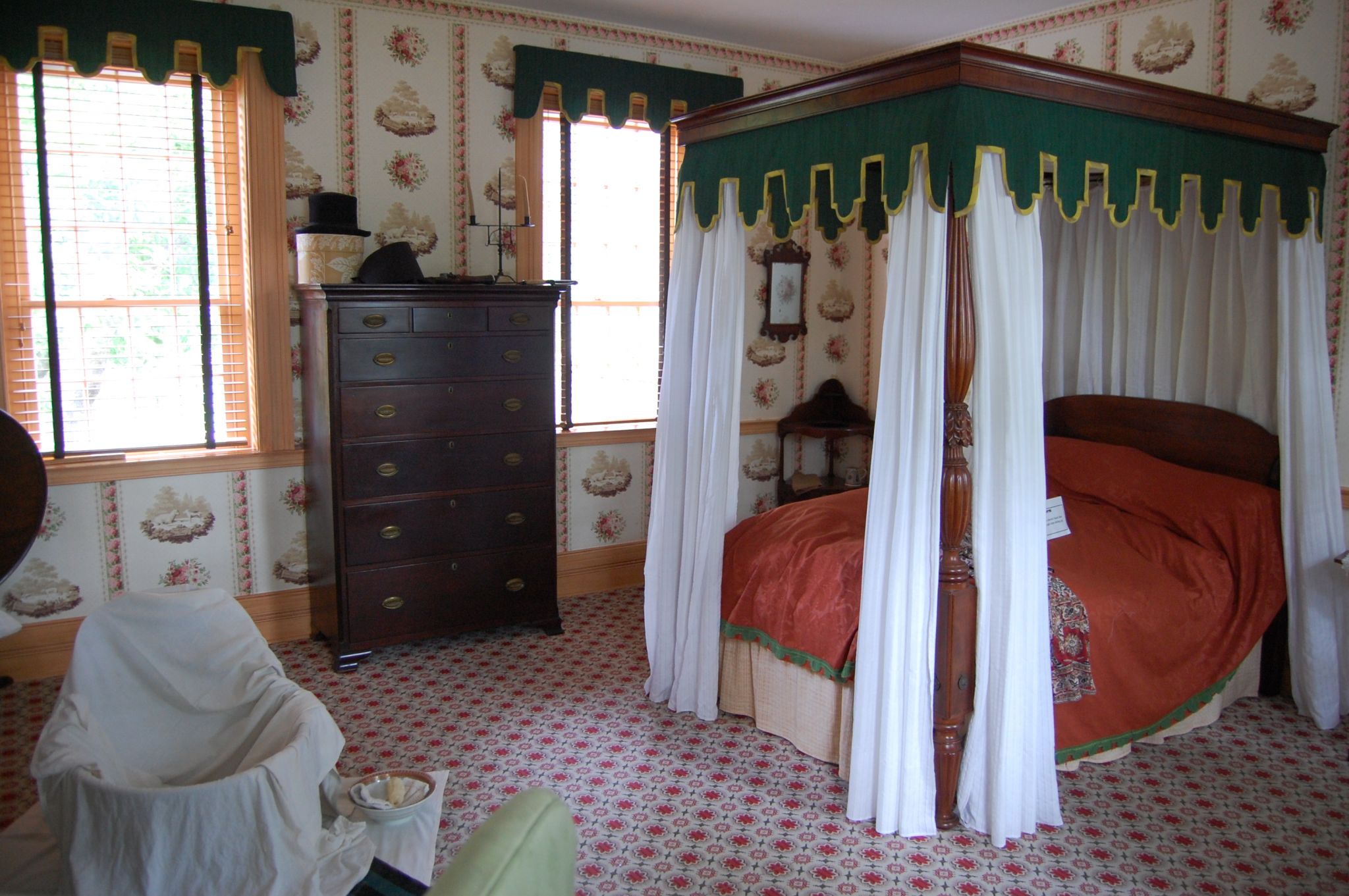 Col. Stephenson House takes visitors back in time