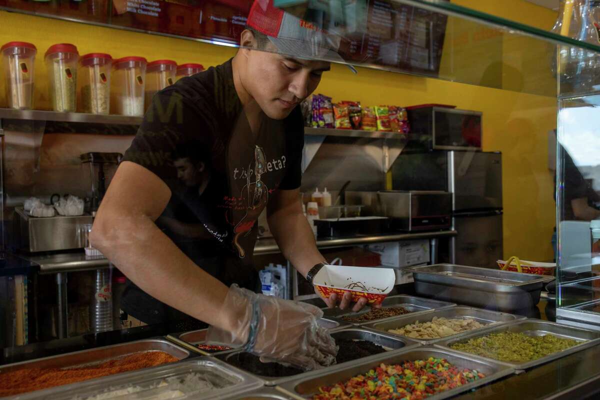 Small Bites: The Paleta Bar brings fresh fruit popsicles to Midland