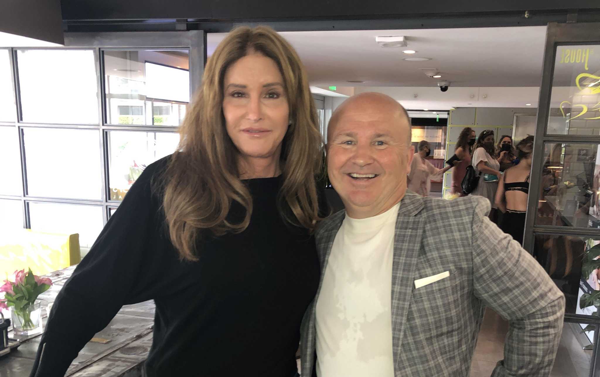 Celebrities That Live In Connecticut 60 Photos - Moonagedaydream.film