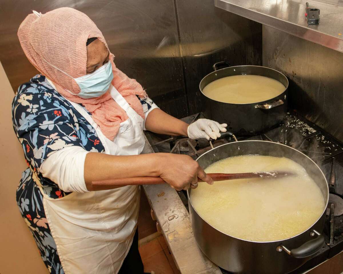 Photos: Muslim Soup Kitchen Project serves hundreds locally