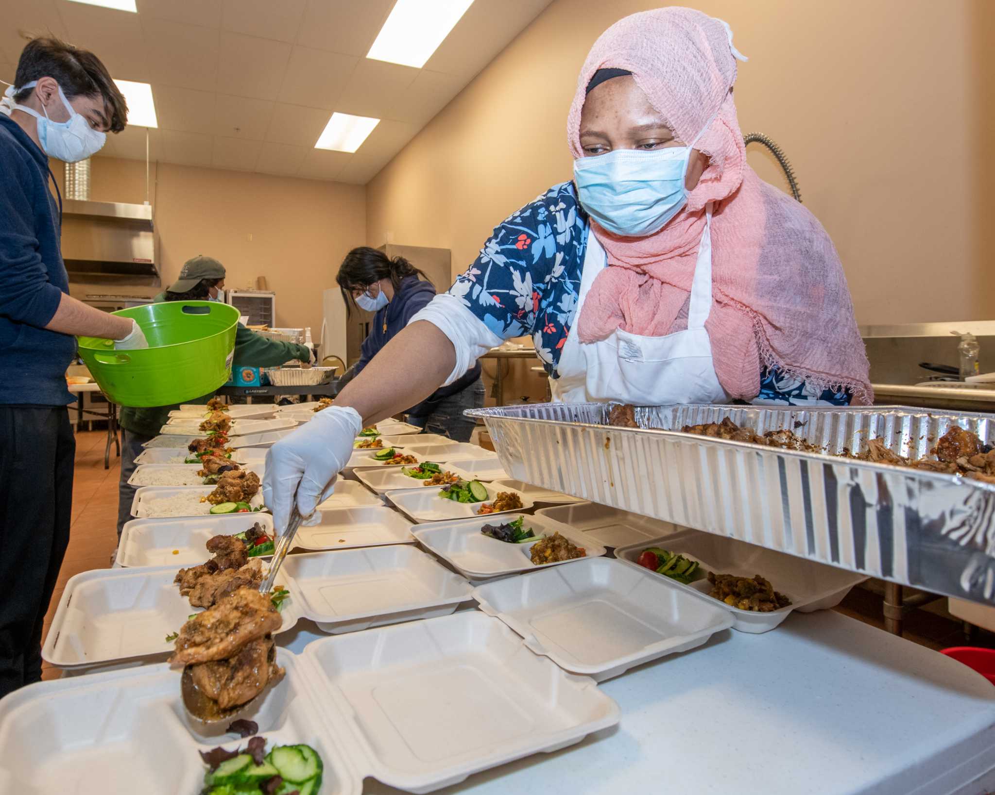 Photos: Muslim Soup Kitchen Project serves hundreds locally