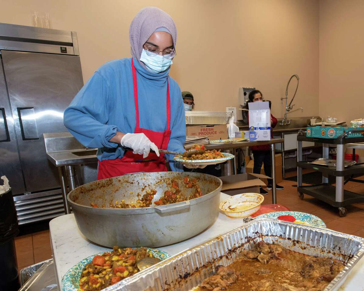 Photos: Muslim Soup Kitchen Project serves hundreds locally