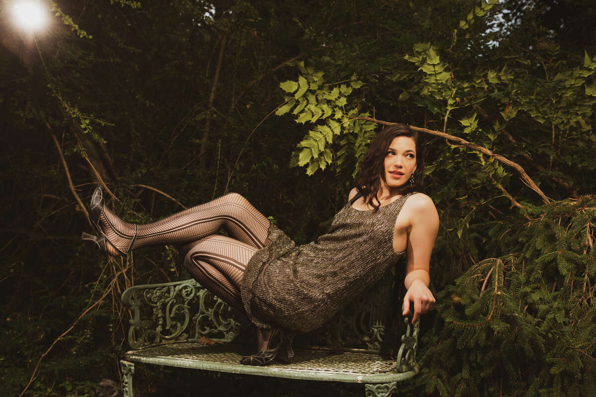 Young Schenectady jazz singer goes old school on new release