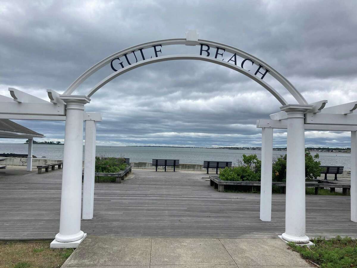 Beachgoers have a quiet, cloudy start to summer at Milford’s Gulf Beach
