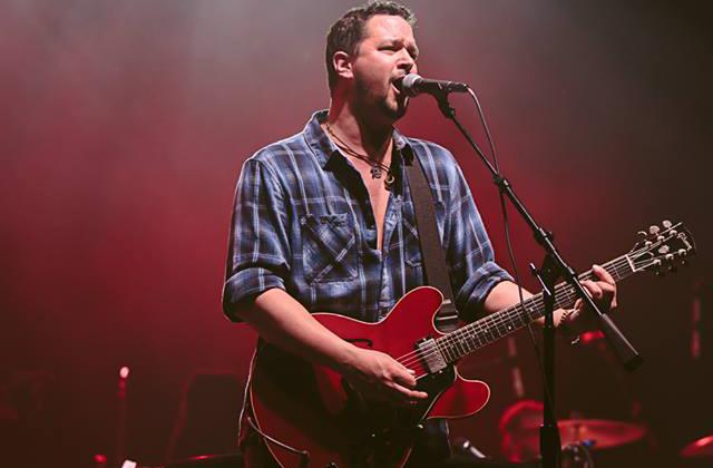 Alex Shillo and Badlands sing Bruce Springsteen at The Kate