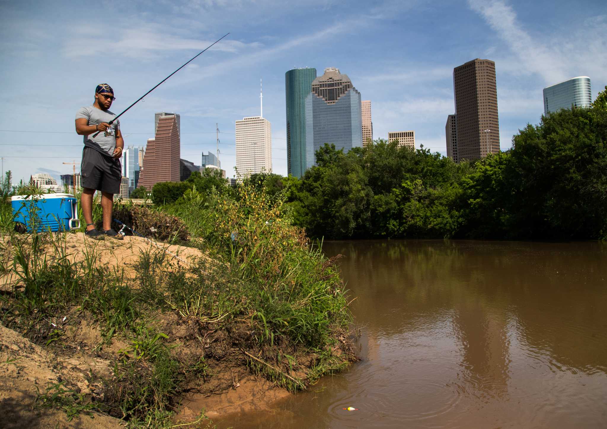Can you eat the fish caught in Buffalo Bayou? Here's what experts say