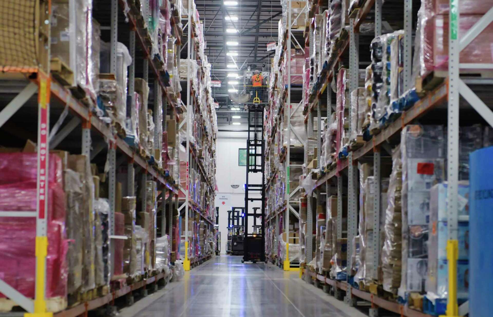 A look inside Amazon's new Schodack fulfillment center