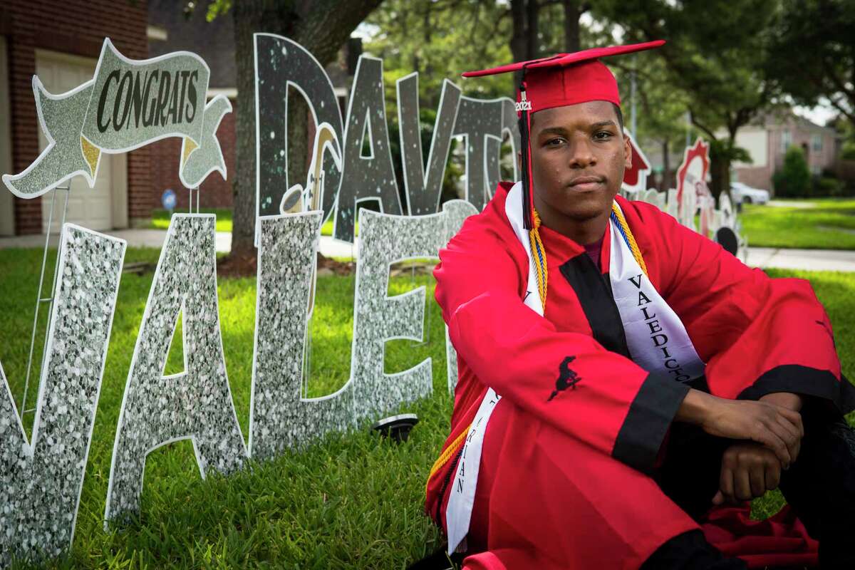 Harvard-bound teen is Westfield High School's first Black male ...
