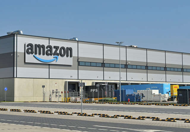 Amazon then and now: Looking back at the e-commerce giant and 20 years ...