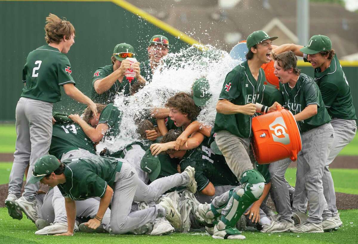 Strake Jesuit sweeps Jersey Village to reach state baseball