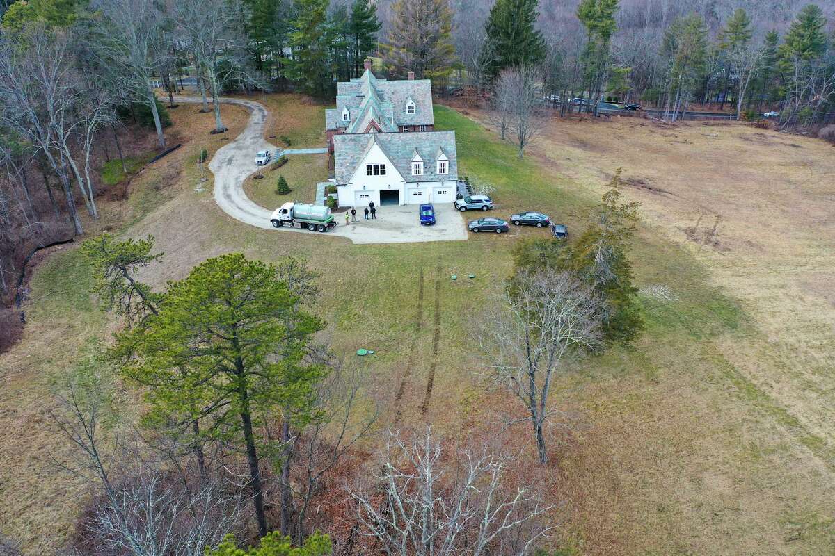 6 things to know about Jennifer Dulos disappearance after movie premiere