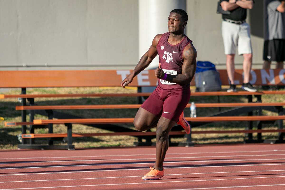 Devon Achane on fast track at A&M thanks to Jimbo Fisher, Pat Henry
