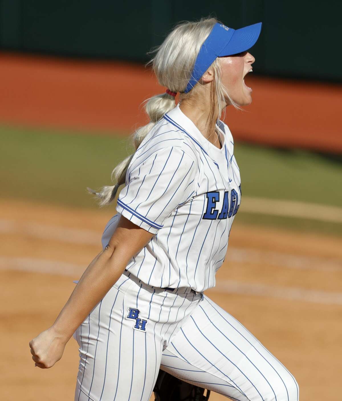 Sophia Simpson leads Barbers Hill to first state title