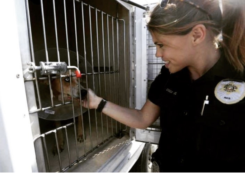 San Antonio Animal Control Officer proves how strong mothers are