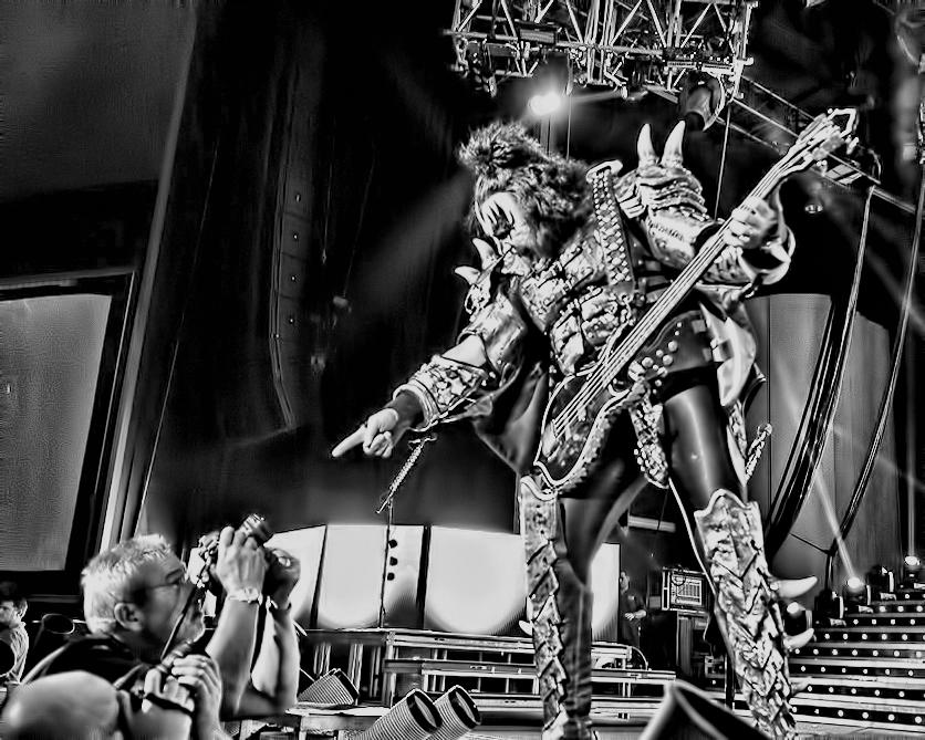 ‘Raising a Hand for Rett’ book project continues