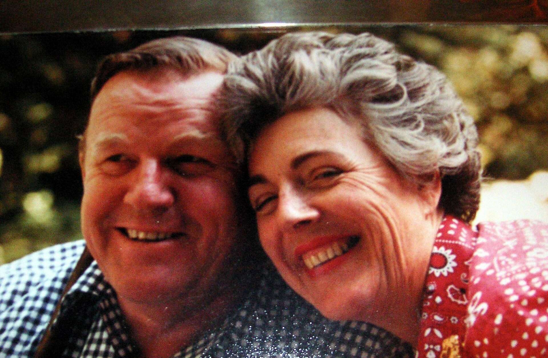 San Francisco socialite left behind caviar, yachts and her family to ...