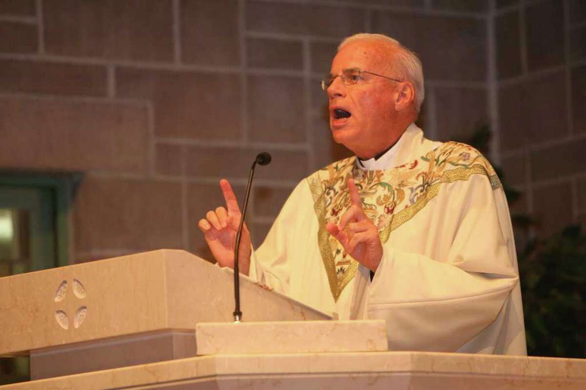 Blue Mass honors men and women of the uniformed services