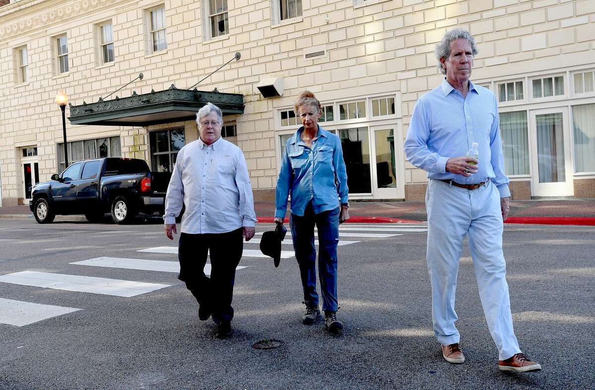 Stage 4 cancer doesn't stop 'Mission Walker'