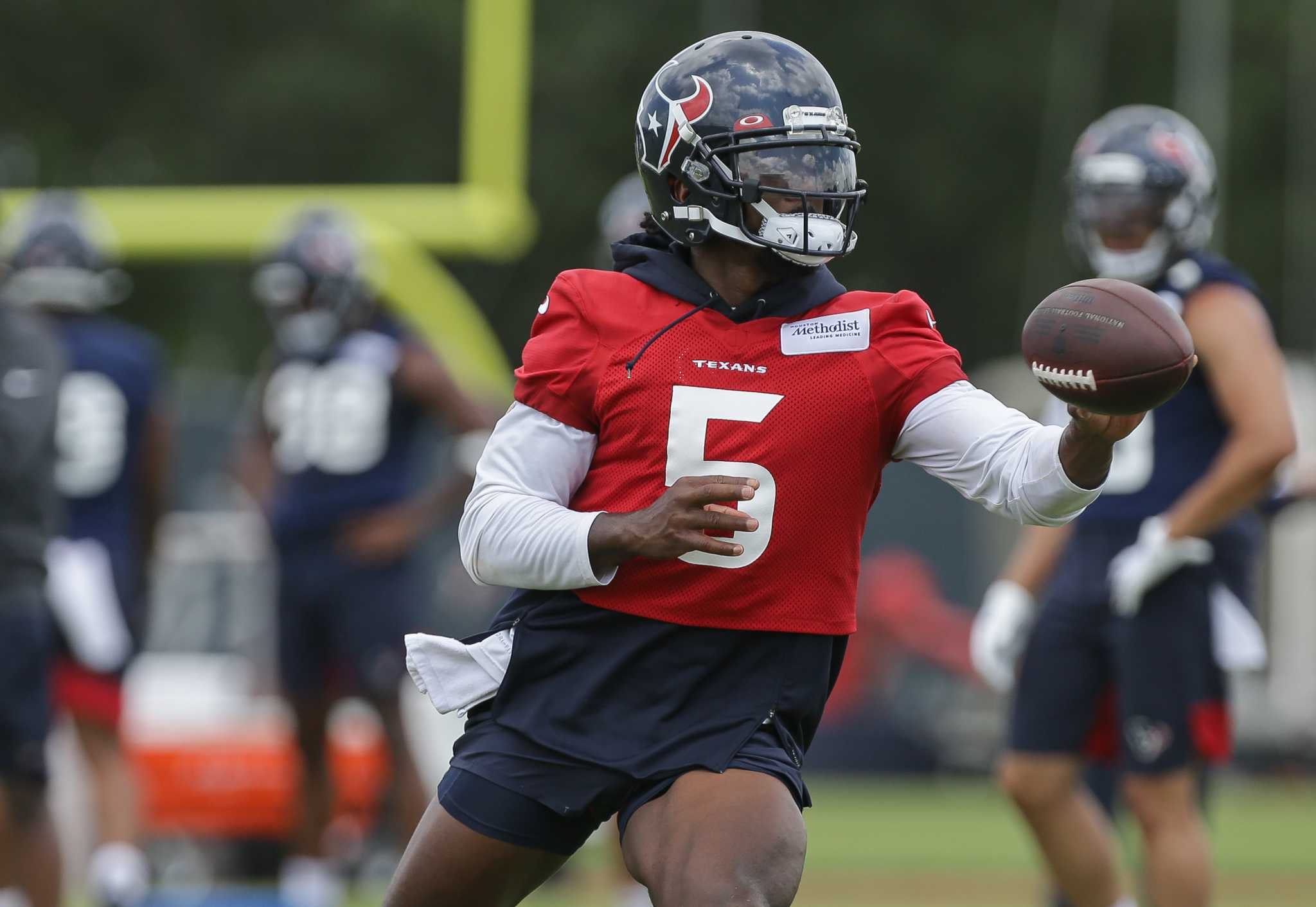 Podcast: How will Texans handle QBs through camp, preseason?