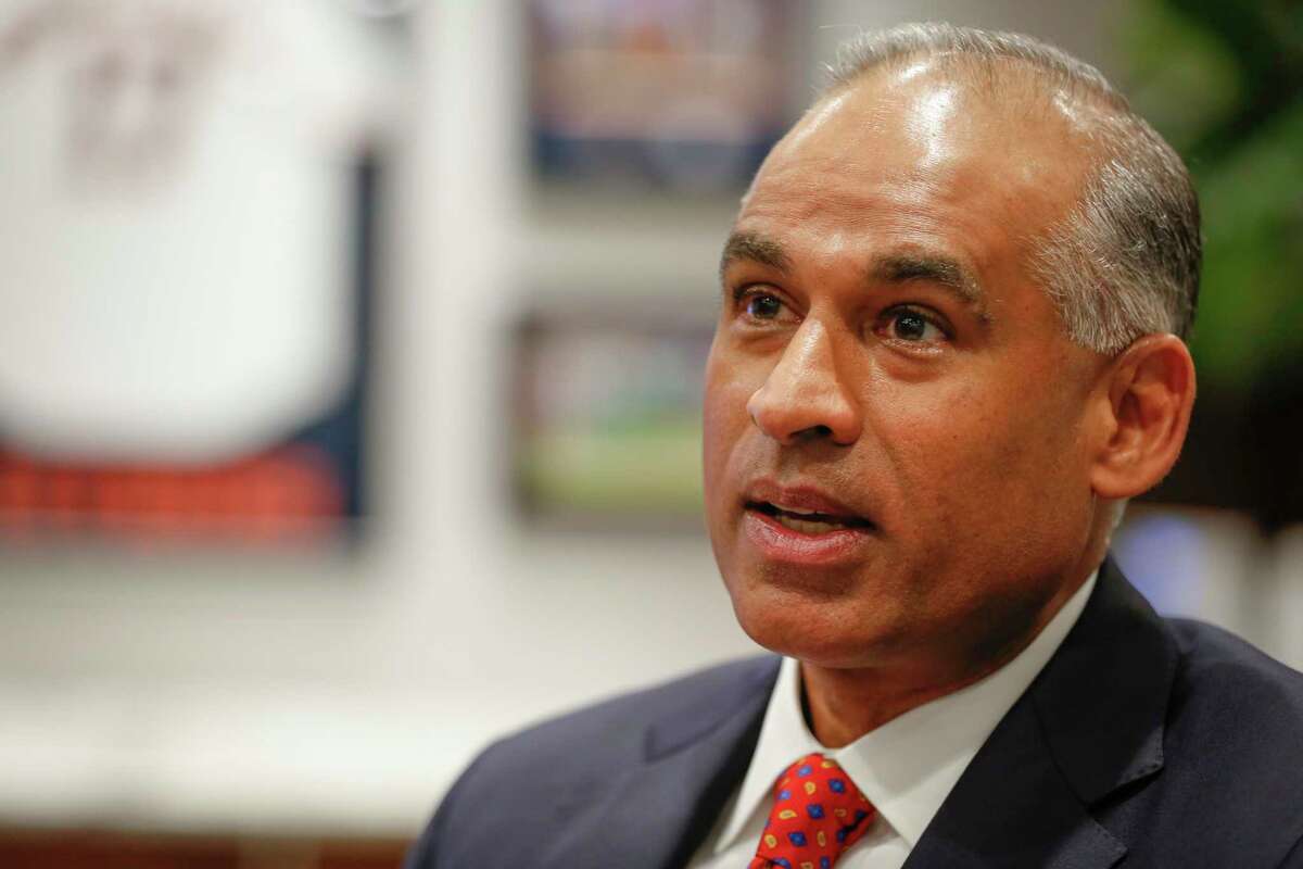 LyondellBasell CEO Bob Patel to take over W.R. Grace