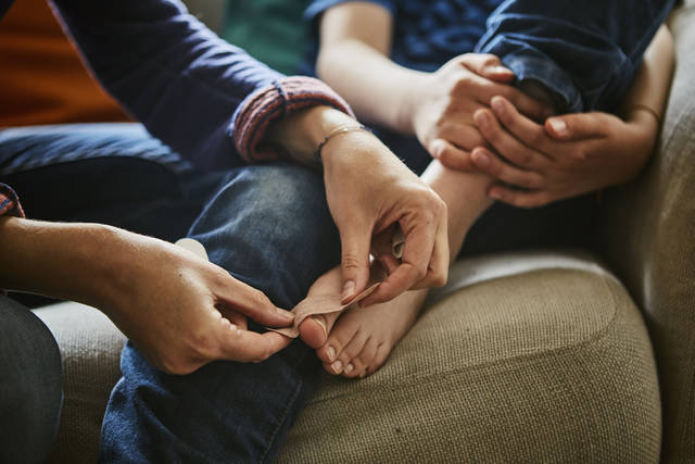 Commentary: Robin writes by Robin Garrison Leach — When first aid felt ...