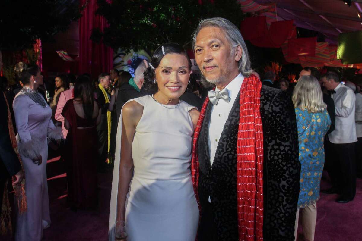 'Incredible India' Tiger Ball raises $1.3 million for Asia Society ...