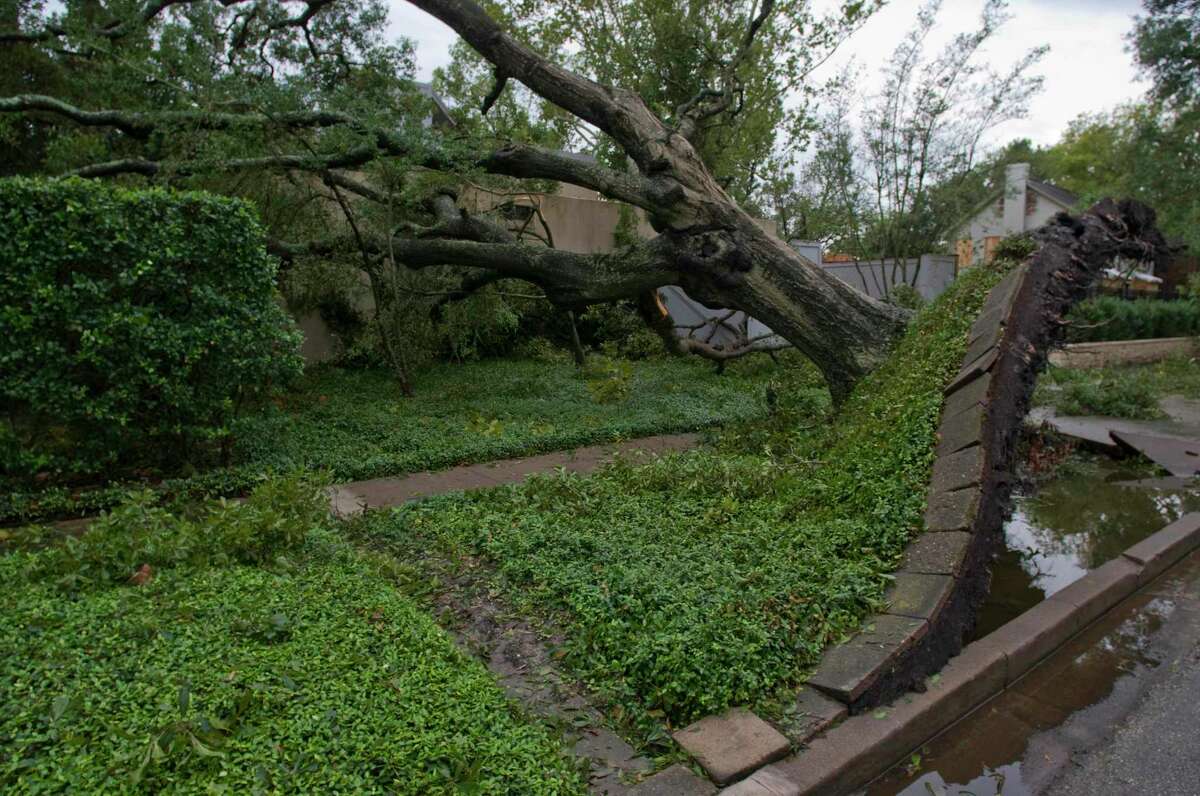 Is your Houston house ready for a hurricane? Here’s your to-do list