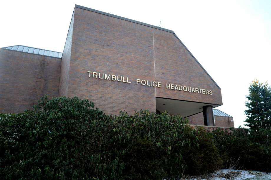 Trumbull crash involving motorcycle closes lane on Route 25 South