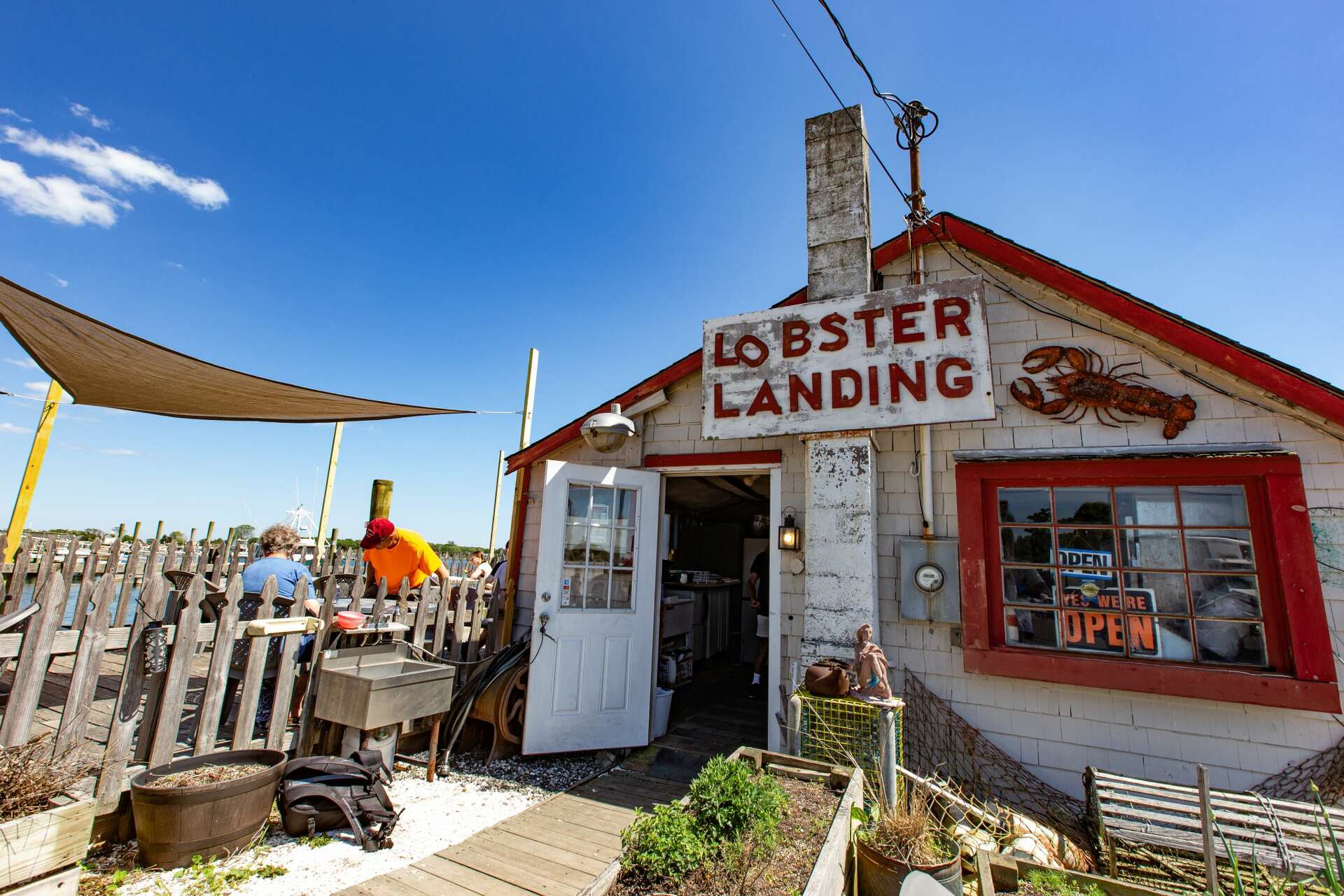 Clinton's Lobster Landing closing early this season for construction