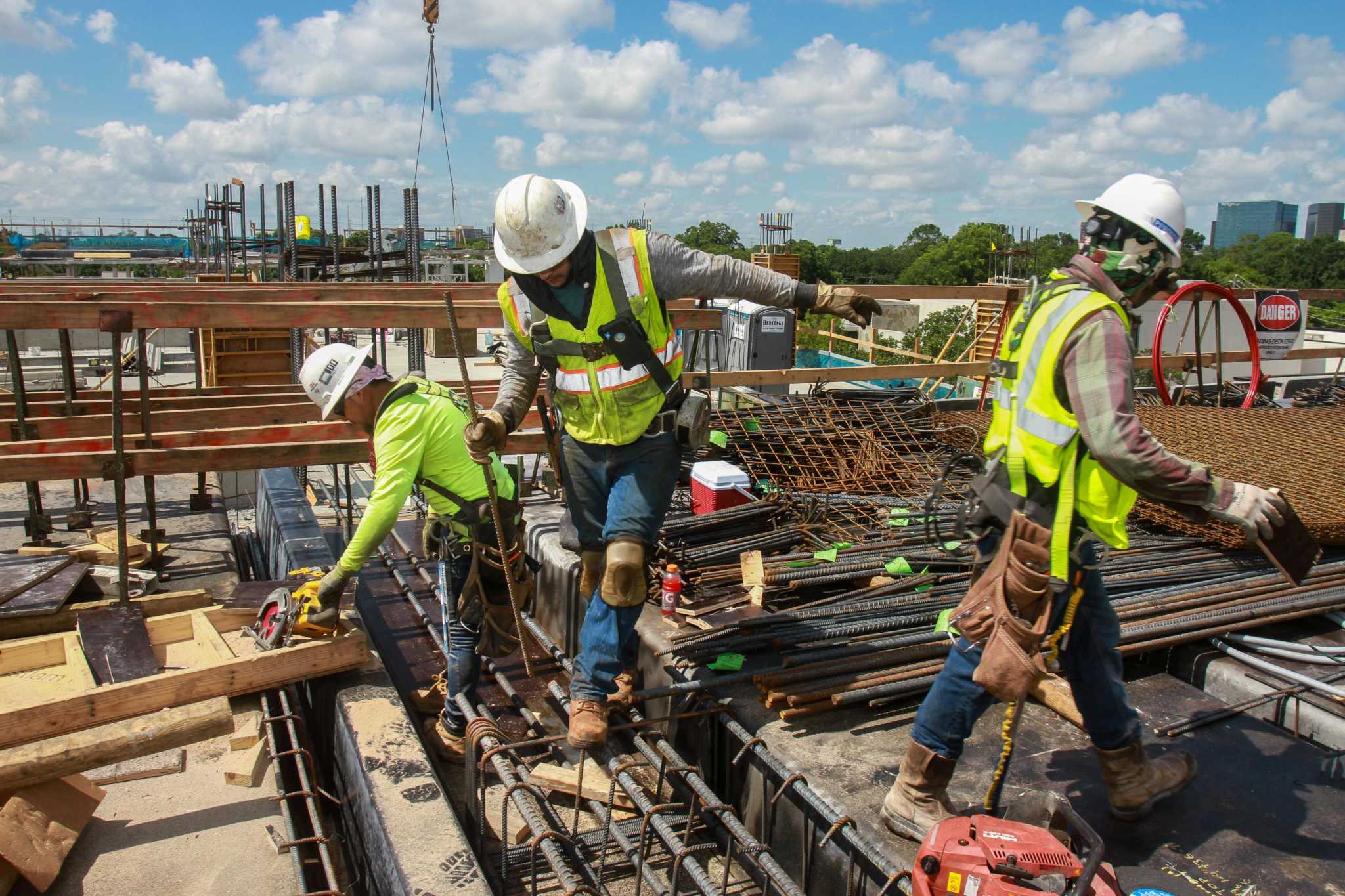 Diverse base drives revenue at D.E. Harvey Builders