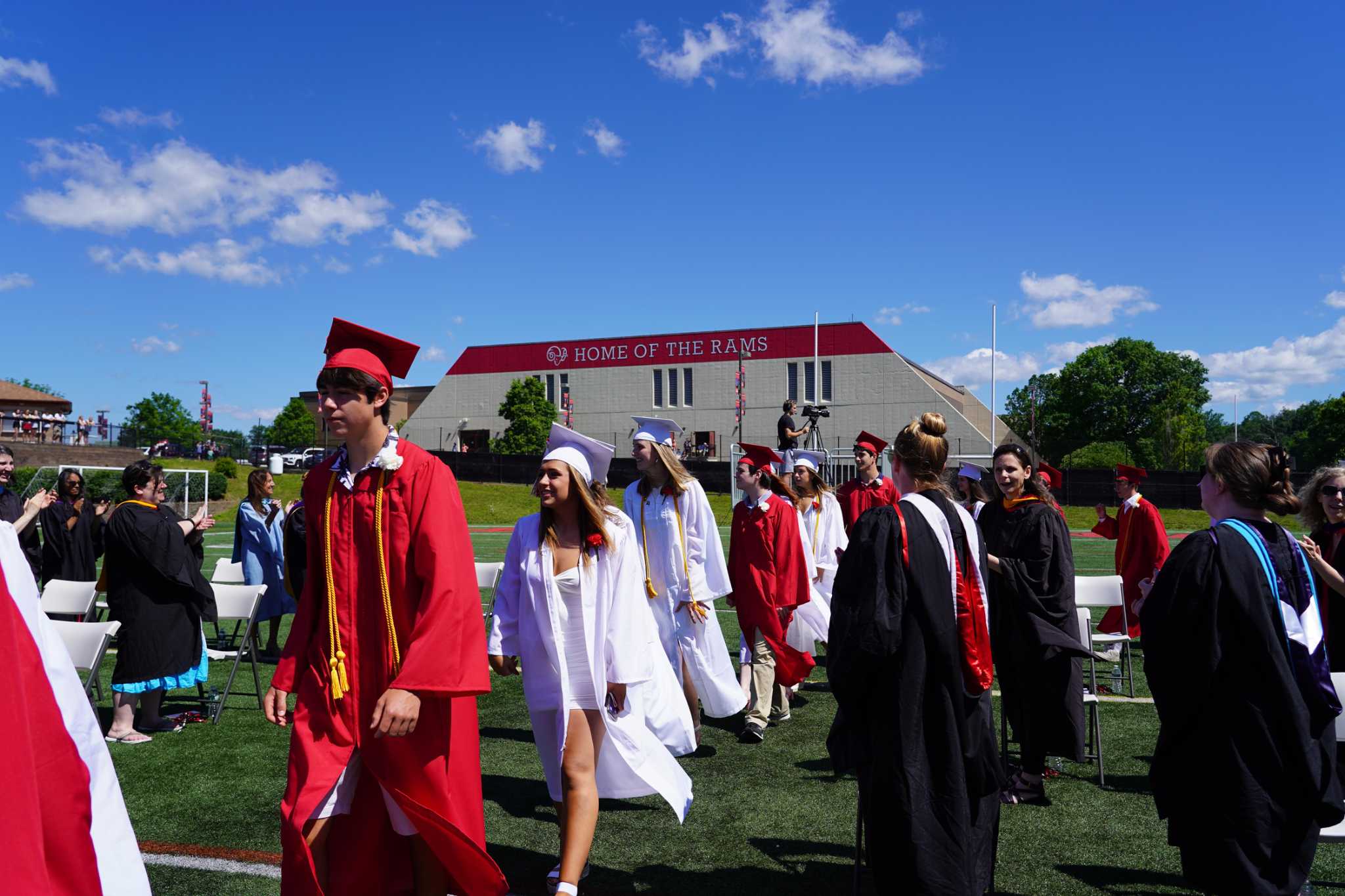 New Canaan superintendent calls Class of 2021 an ‘inspiration’ at ...