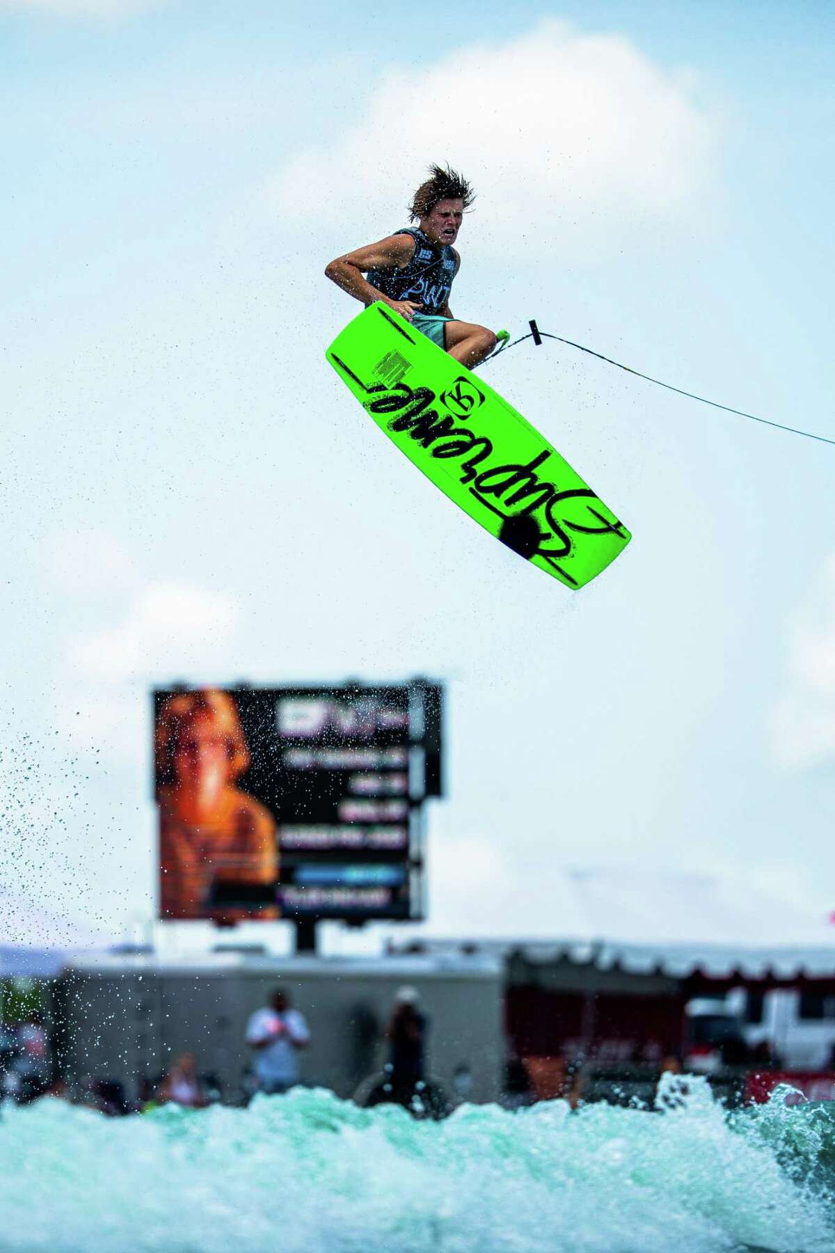 Brown tops elite competition at Pro Wake Tour opener in Katy