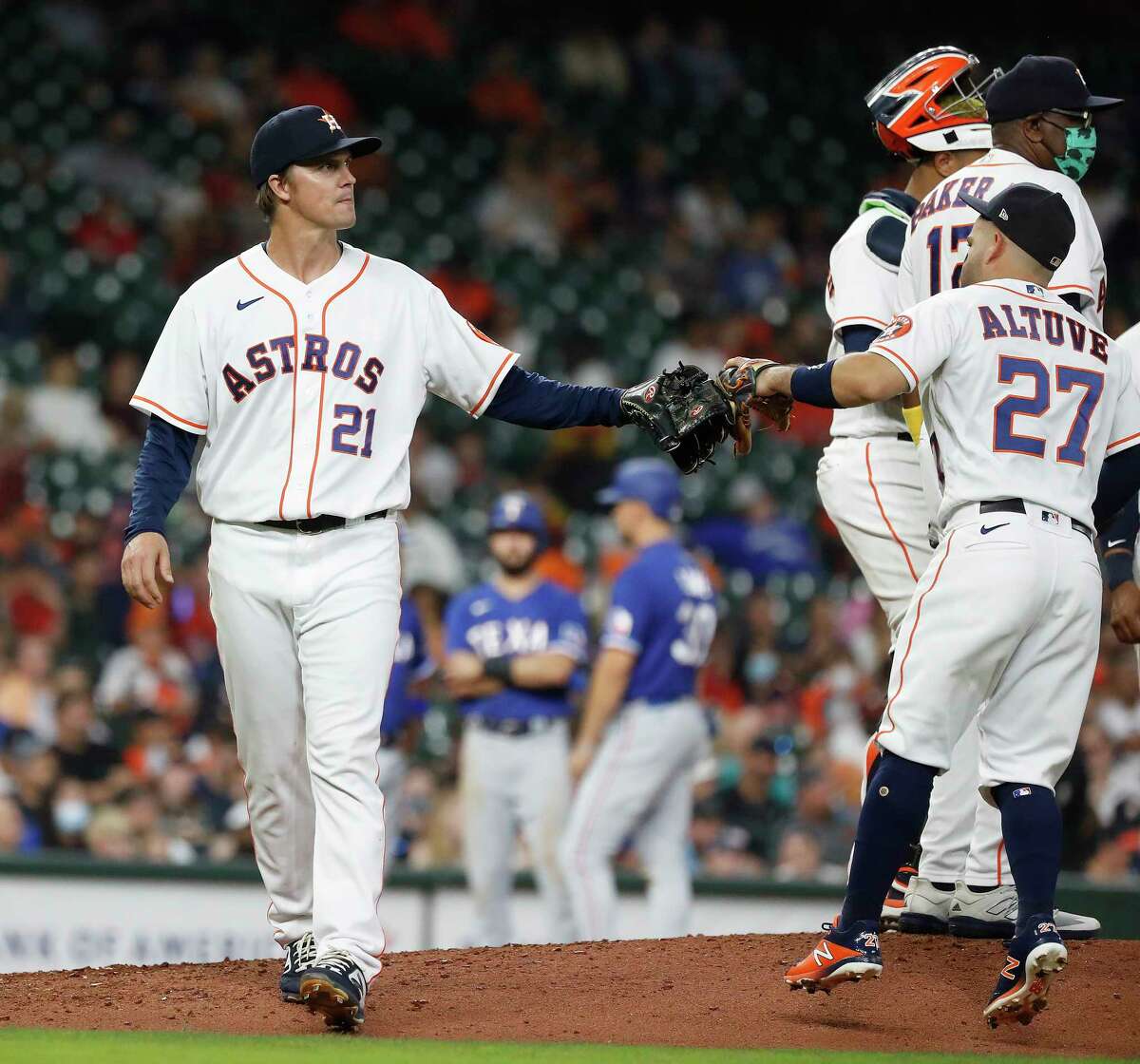 Jose Altuve, Chas McCormick homer twice as Astros sweep Rangers