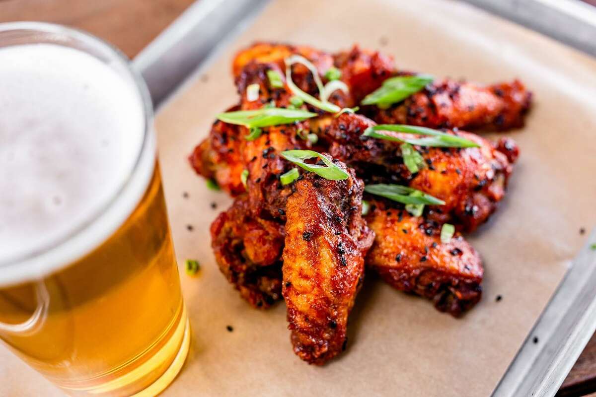 PKL Social brings new outdoor patio, pickleball courts to Houston