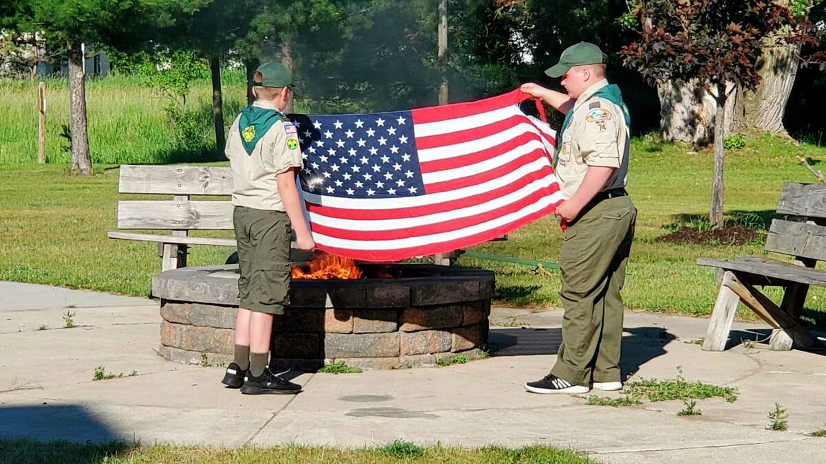 Scouts host flag retirement ceremony