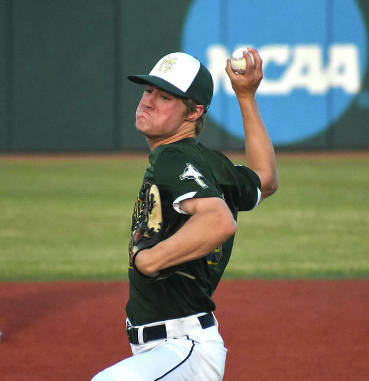 Griffins put up fight, finish 2nd at state