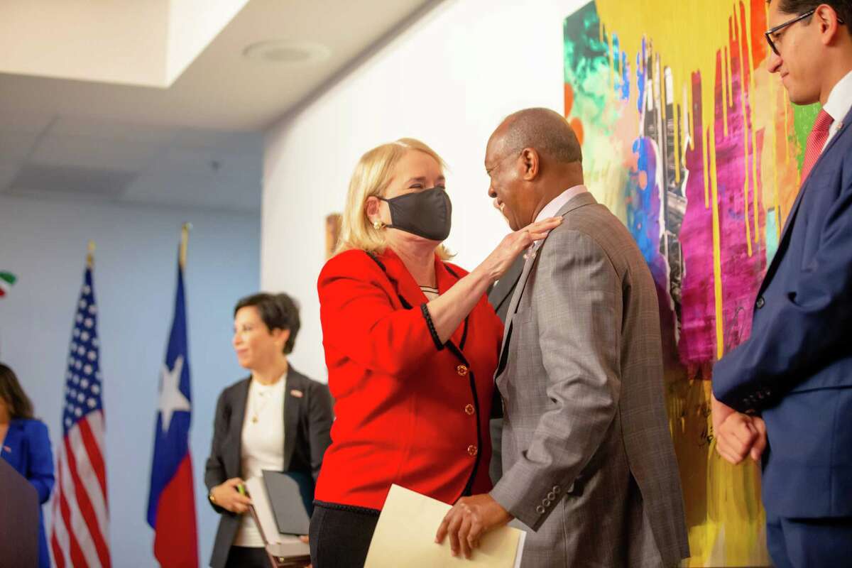 New Mexican consulate opens in Westchase area of Houston