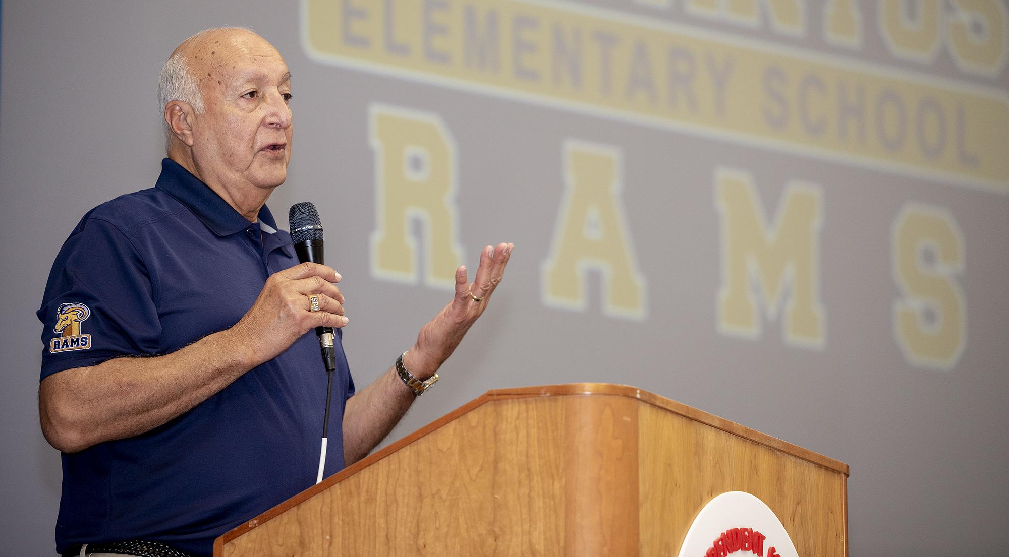 Outgoing United ISD superintendent honored by district