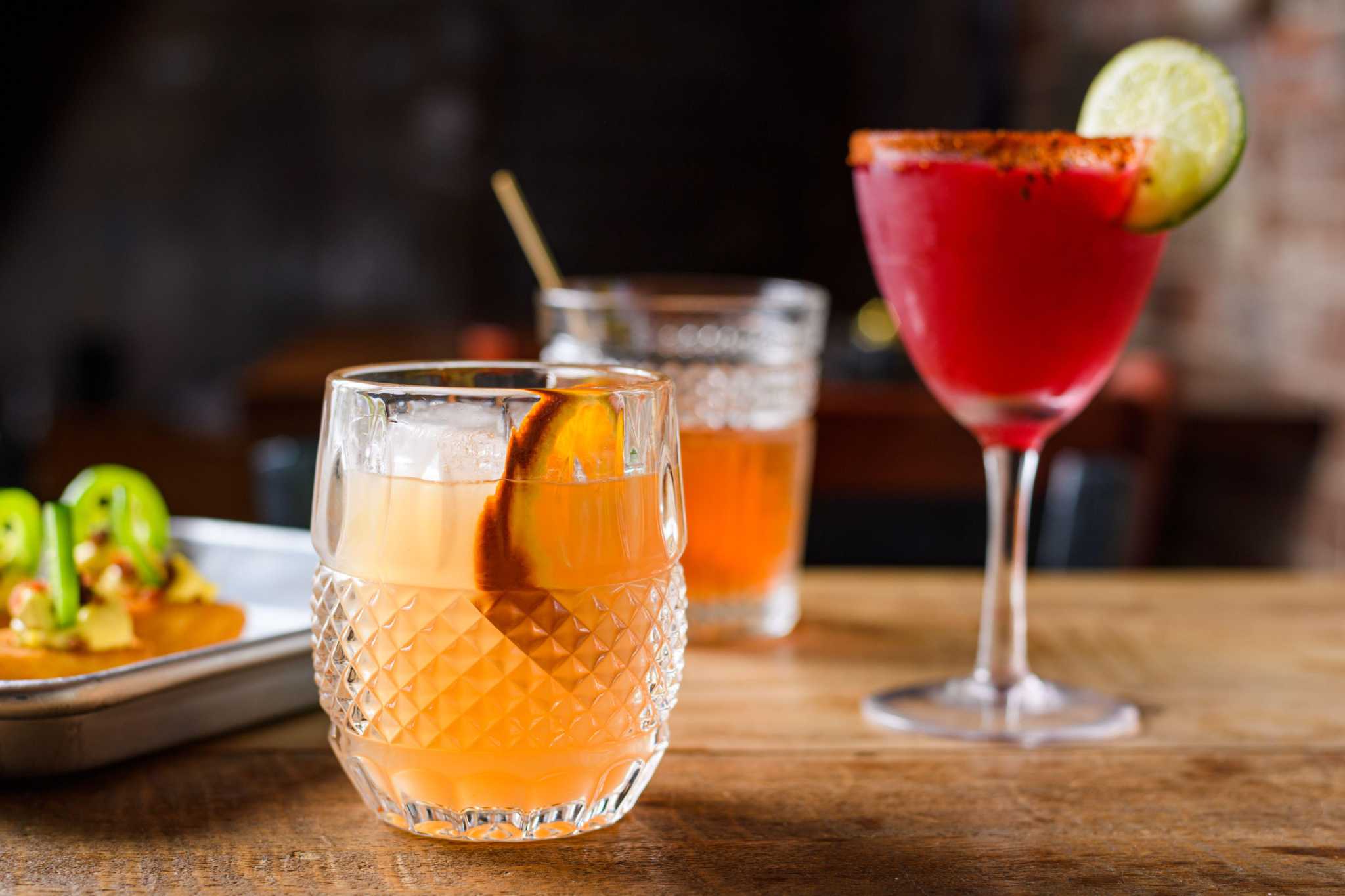 Alcohol to go will continue in CT until 2024